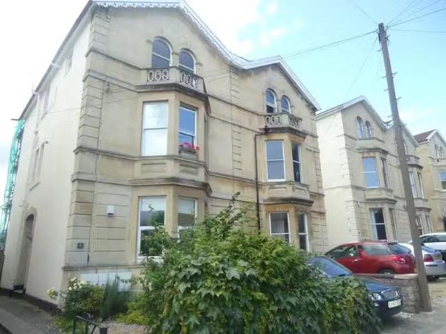 For Rent! 1 BA 2 bedroom apartment for rent in Redland, West S.
