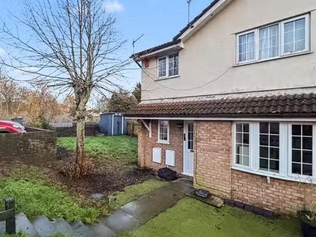 Charming 1 BA 2 bedroom end of terrace house for rent in Newby.