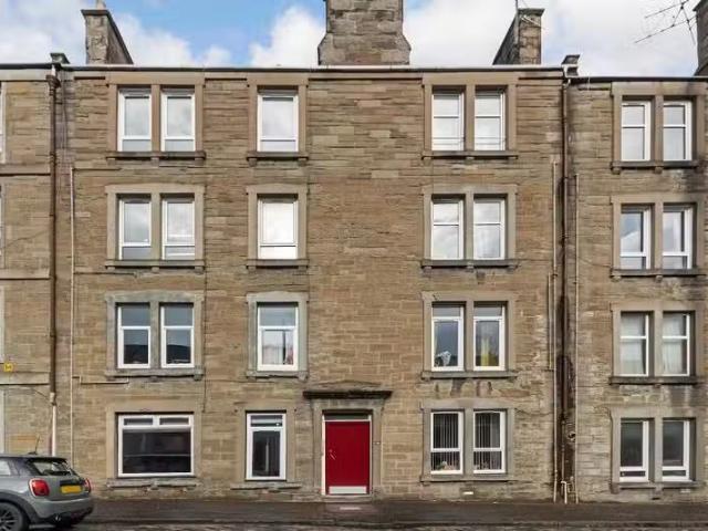 For Rent! 1 BA 2 bedroom flat for rent in Morgan Street, Dunde.
