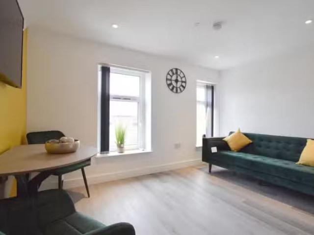 Cozy 1 BA 2 bedroom flat for rent in Dalton Street, Cathays, C.