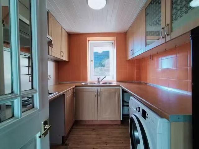 Cozy 1 BA 2 bedroom flat for rent in Station Road, Roslin, Mid.