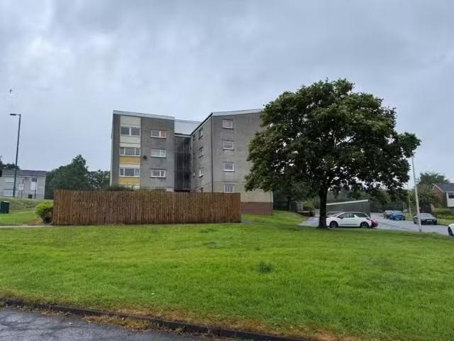 Charming 1 BA 2 bedroom ground floor flat for rent in Mull, Ea.