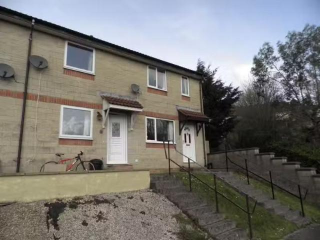 Charming 1 BA 2 bedroom house for rent in Daneacre Road, Radst.