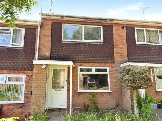 New 1 BA 2 bedroom Mid Terrace House to rent, Kenwyn Green, Ex.