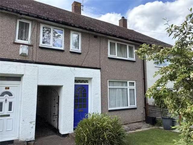 Charming 1 BA 2 bedroom Mid Terrace House to rent, Petersham G.