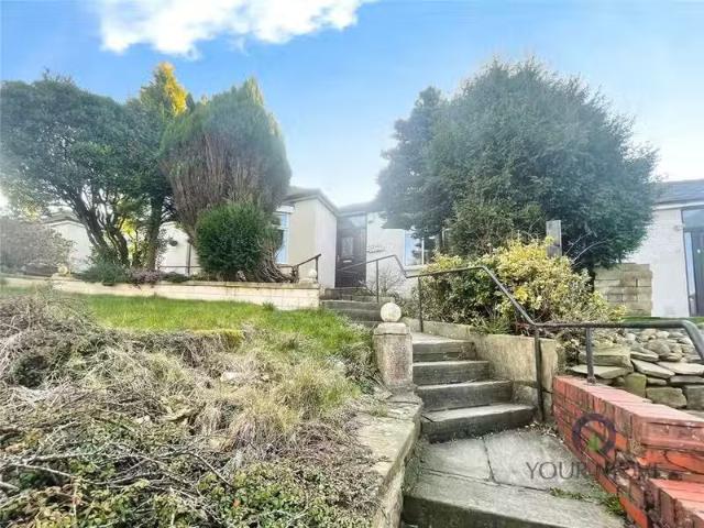Deal! 1 BA 2 bedroom Semi Detached Bungalow to rent, Pleckgate.