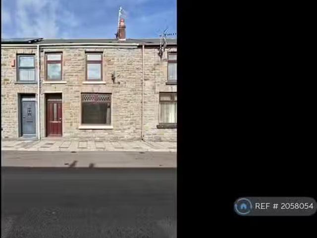 New 1 BA 3 bedroom terraced house for rent in Dumfries St, Tre.
