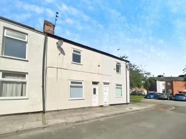 For Rent! 1 BA 3 bedroom terraced house for rent in Duke Stree.