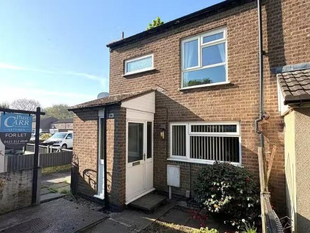 Cozy 1 BA 3 bedroom end of terrace house for rent in Kirtley.