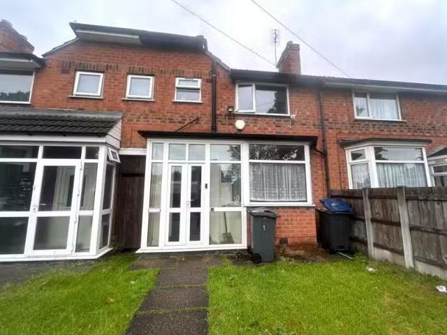 Rental! 1 BA 3 bedroom house for rent in Birkenshaw Road, B44