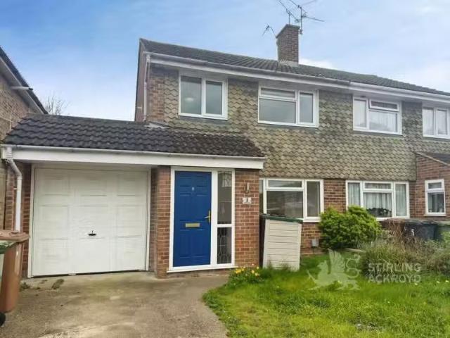 Nice 1 BA 3 bedroom semi detached house for rent in Burden Way.