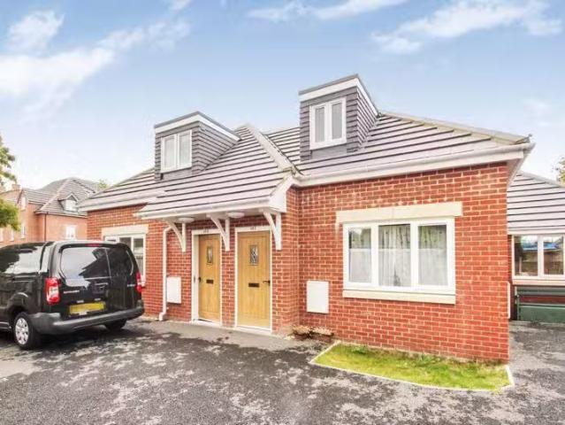 New 1 BA 3 bedroom semi detached house for rent in Charminster.