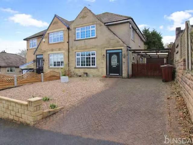 Deal! 1 BA 3 bedroom semi detached house for rent in Grey Fria.