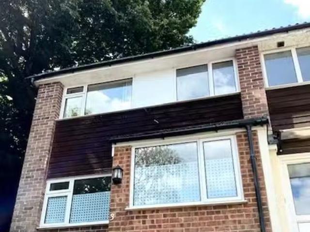New 1 BA 3 bedroom semi detached house for rent in Uplands, Ca.