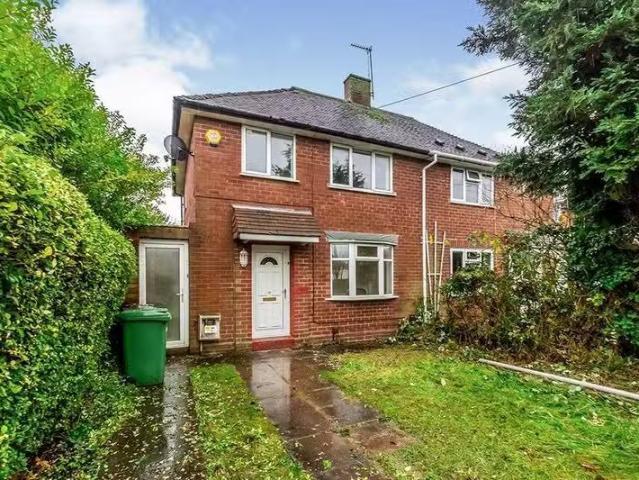 Deal! 1 BA 3 bedroom Semi Detached House to rent, Thornley Roa.