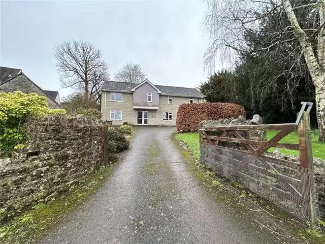 Deal! 1 BA 4 bedroom detached house for rent in Sparrow Hill W.