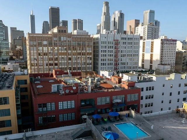 Charming 1 Bed 1 Bath Condo in Los Angeles_Availab