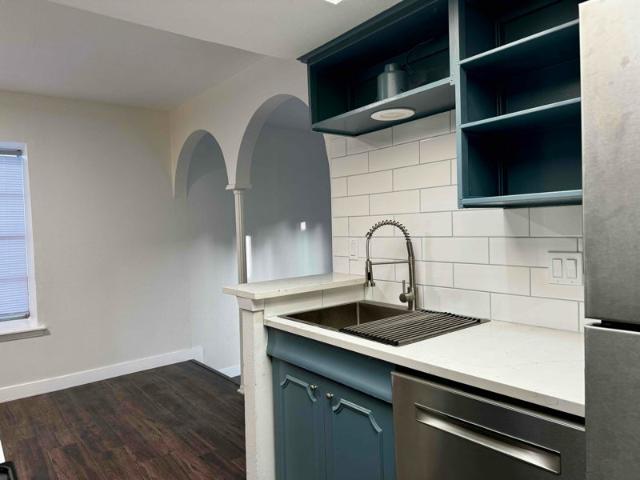 Charming 1 Bed 1Bath Condo | Central San Antonio