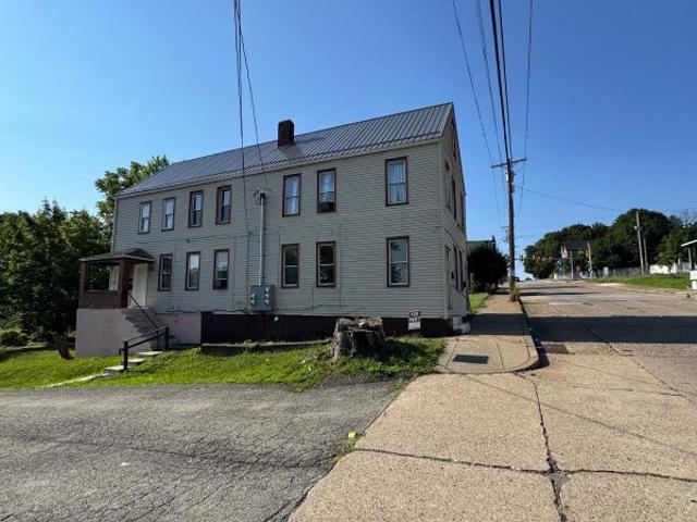 Charming 1 Bed Bath Apt in McKeesport_$mo