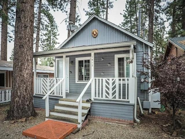 Charming 1 Bed Bath Home in Big Bear City_Availabl