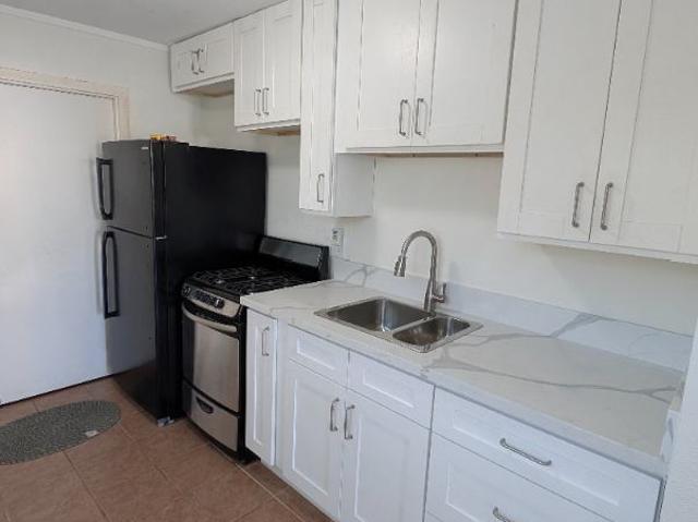 Charming 1 Bed Bath Home w fenced Yard in National