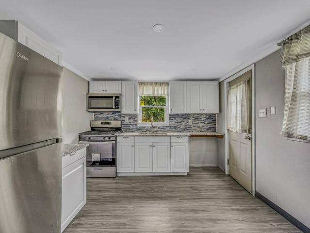 Charming 1 Bed Bath Single Family Home in DupontPA