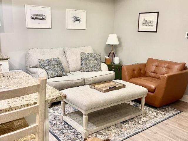 Charming 1 Bed Bath Unit on North Park Ave_$_Buffa