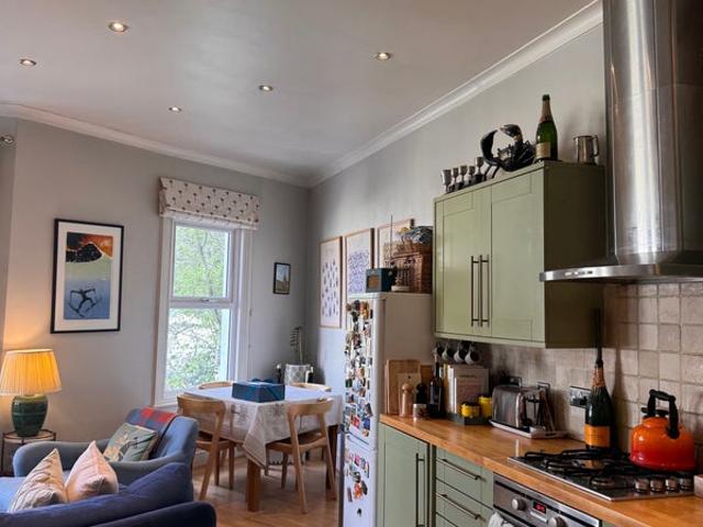 Charming 1 bed flat — Clapham Junction