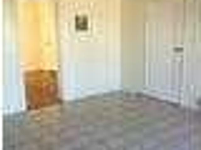 Charming 1 bedroom, 1 bath. Pet OK!