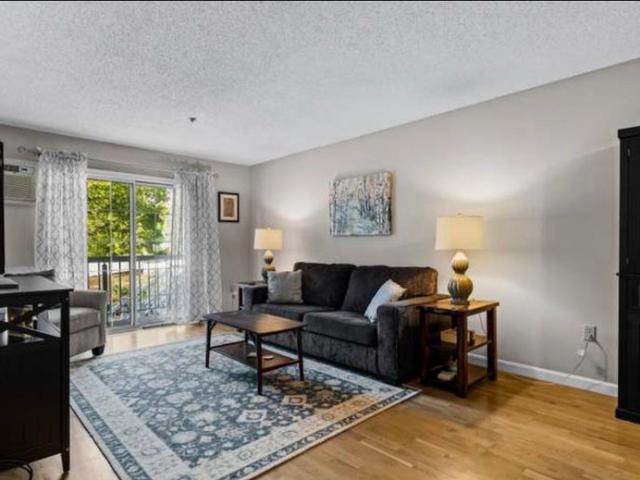 Charming 1 Bedroom