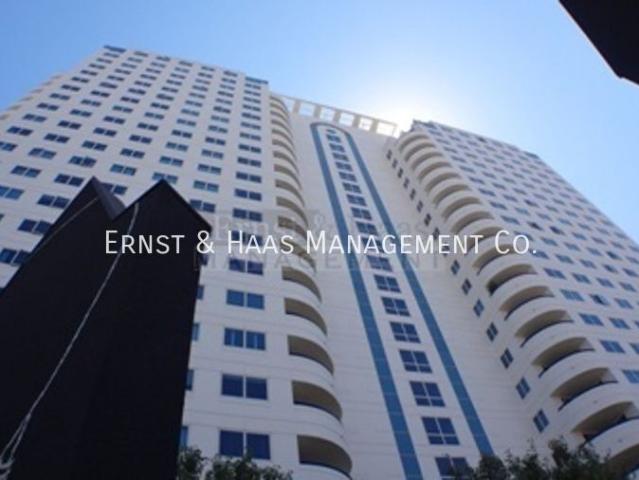 Charming 1 Bedroom Condo With Stunning Panoramic Views of Harbor and Ocean!