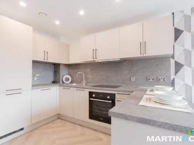 New 1 bedroom apartment for rent in Chapmans Yard, Upper Gough.