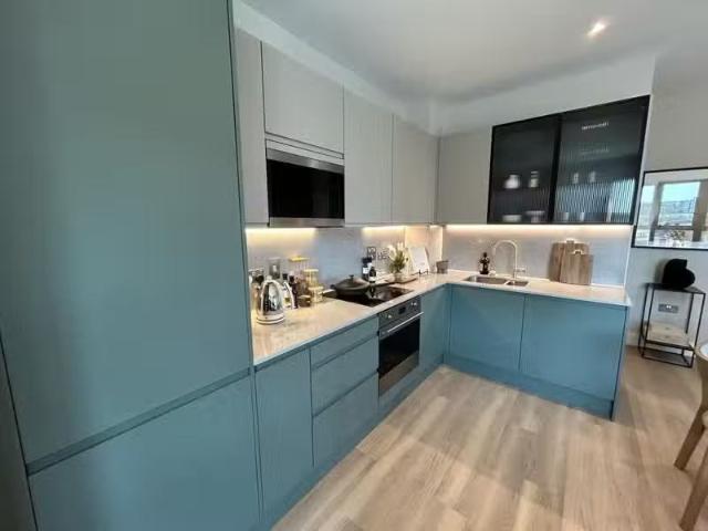 Cheap 1 bedroom apartment for rent in Lower Esinteraction Stre.