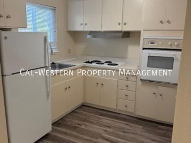 Charming 1 Bedroom Apartment in Prime Mountain View Location – $2,395/Month