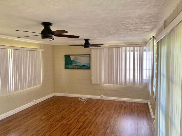 Charming 1 bedroom / bathroom home in Kahulu