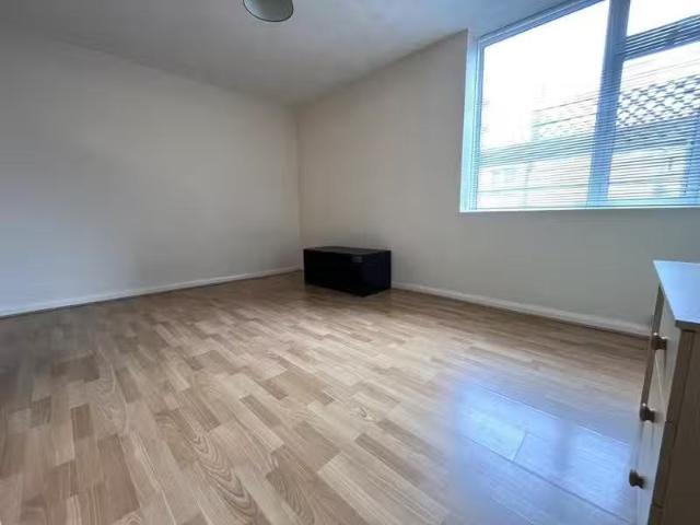 Rental! 1 bedroom flat for rent in Westover Road, Bournemouth.