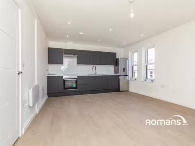 Nice 1 bedroom flat for rent in Herbert Road, Bath, Somerset.