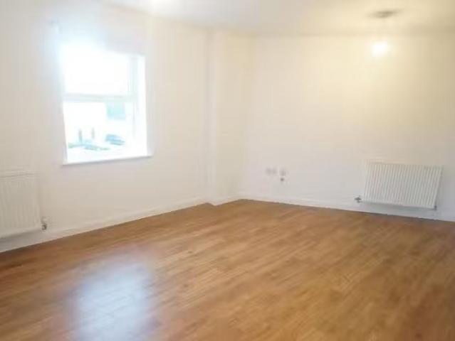 Rental! 1 bedroom flat for rent in Mackintosh Street, Bank Hou.