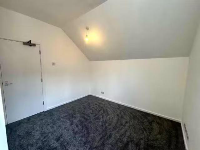 Unique 1 bedroom flat for rent in Sycamore Road, Bournville, B.