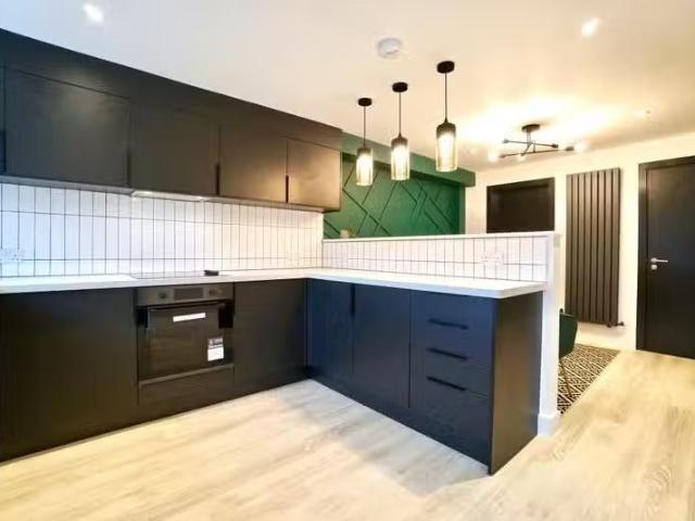 For Rent! 1 bedroom house share for rent in Ariel Close,, Col.