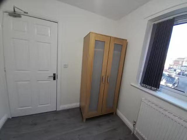 Cheap 1 bedroom house share for rent in Burlington Mews, BIRMI.