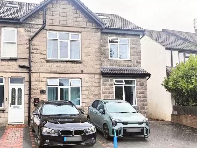 Unique 1 bedroom house share for rent in Mount Hill Road, Hanh.