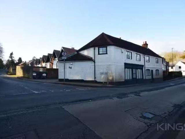 For Rent! 1 bedroom house share for rent in Portsmouth Road, GU2