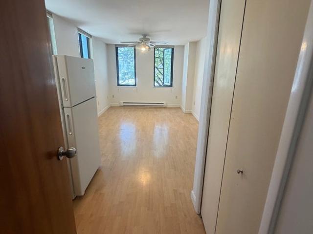 Charming 1 Bedroom in the Heart of Historic Warren