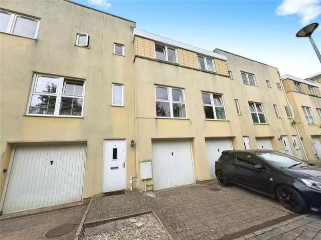 Rental! 1 bedroom Room to rent, Richmond Court, Exeter, EX4 £.