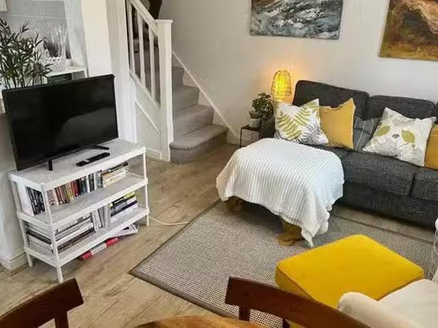 Unique 1 BR Aycliffe Road