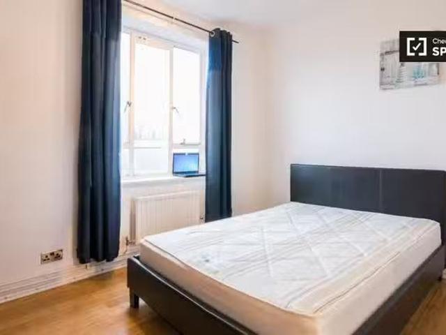 Just in! 1 BR Ample room in 5 bedroom flat in Wandsworth, London