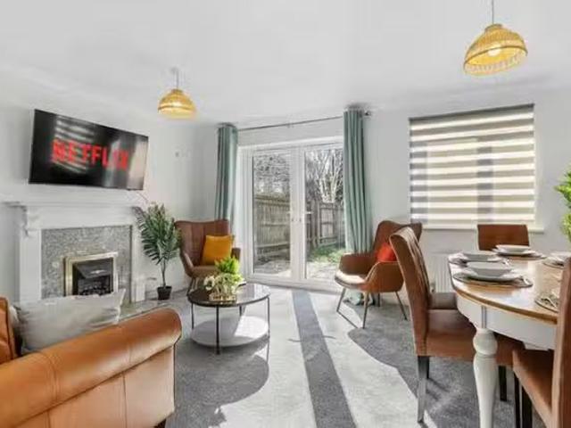 Charming 1 BR Colman Park, Swindon