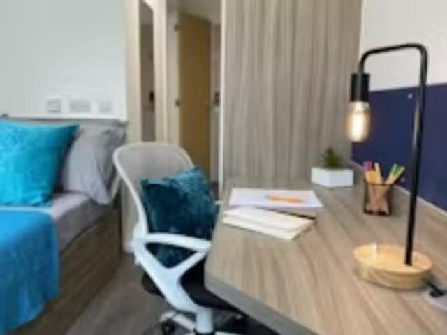 Charming 1 BR Hollis Croft Ensuite