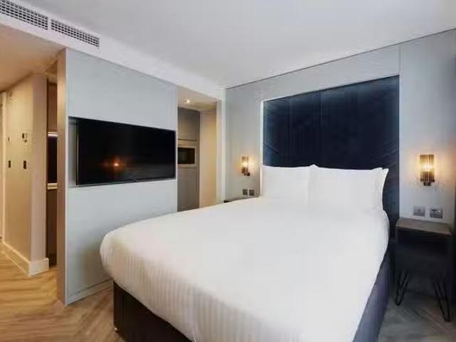 Nice 1 BR Iconinc Newcastle City Neo Apartment